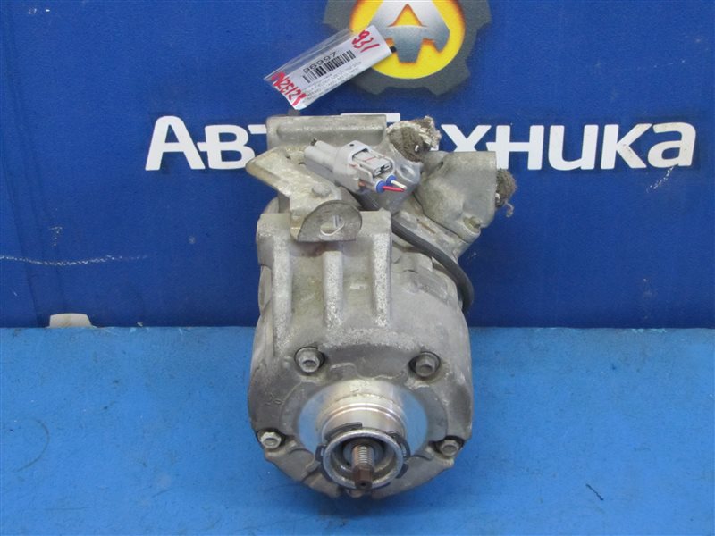 Компрессор кондиционера Toyota Corolla Fielder кузов NZE121G двигатель ...